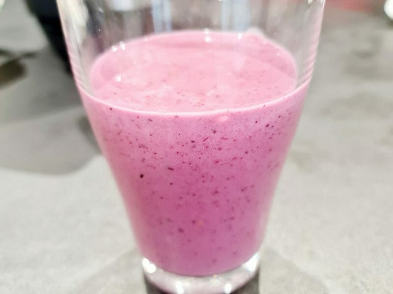 Smoothie fruits rouges et banane au Thermomix - Cookomix