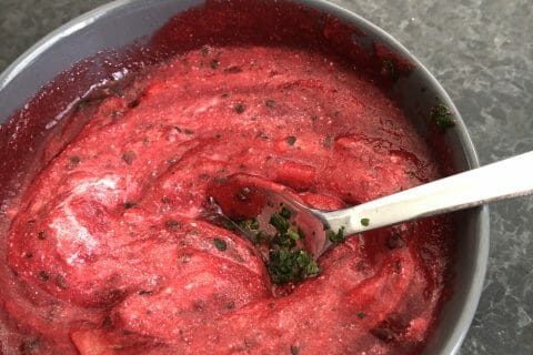 Soupe de betterave au saumon au Thermomix - Cookomix