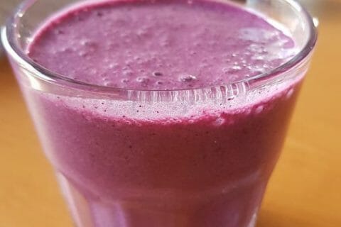 Smoothie fruits rouges et banane au Thermomix - Cookomix